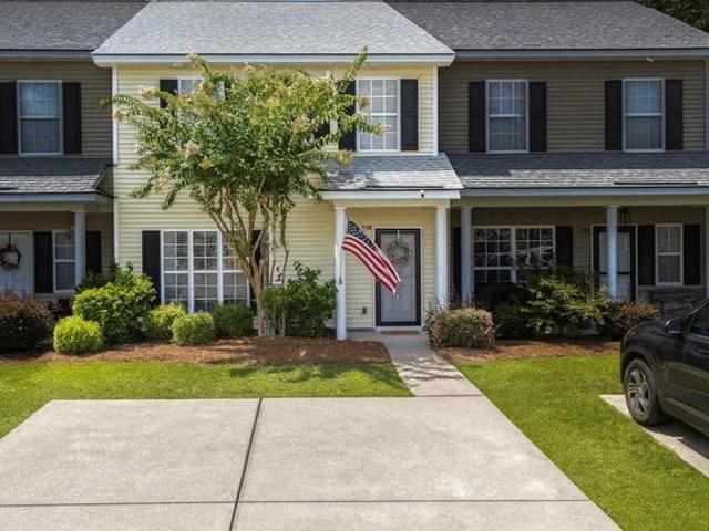 230 Congaree River Dr, Summerville, SC 29485