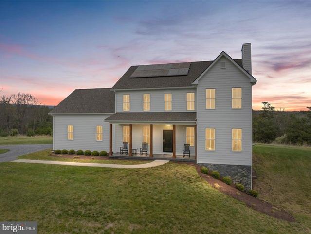 230 Conifer Ln, Winchester, VA 22602
