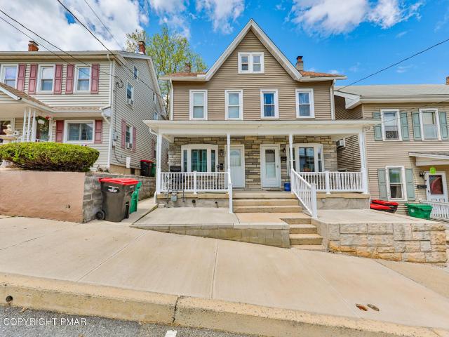 230 Carbon Street
