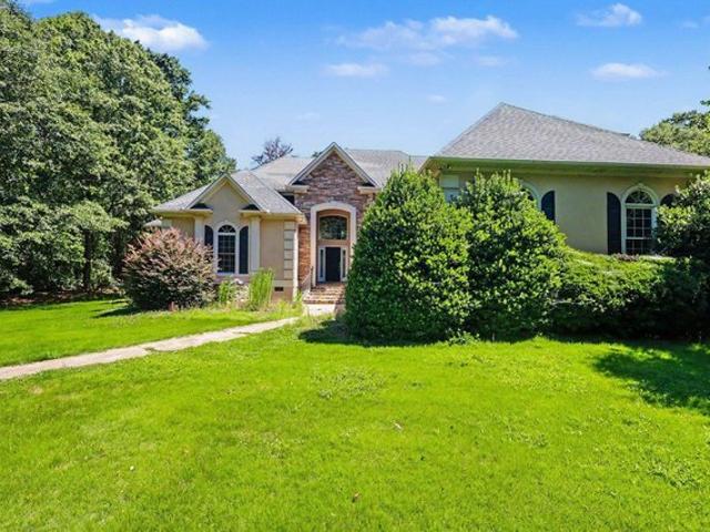 230 Carole Courtney Rd, Cowpens, SC 29330