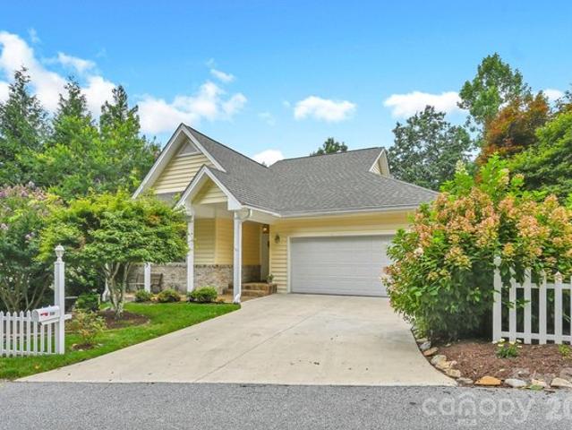 230 Carriage Summitt Way Unit 2423, Hendersonville, NC 28791