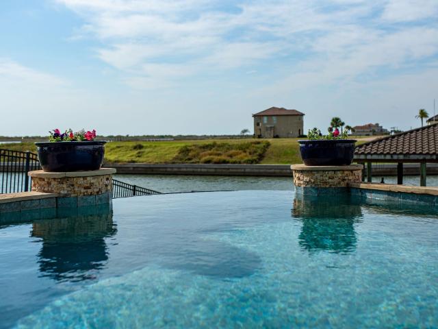 230 Chateau Way