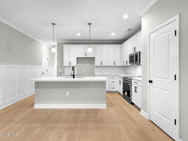 230 Cline Way # Unit 130, 1809 Live Oak