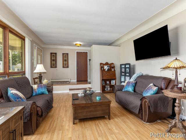 230 Creekview Drive