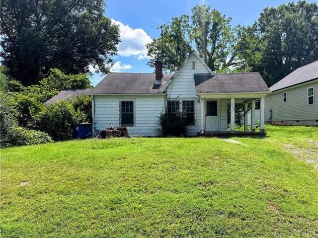 230 Crews St, Winston Salem, NC 27101