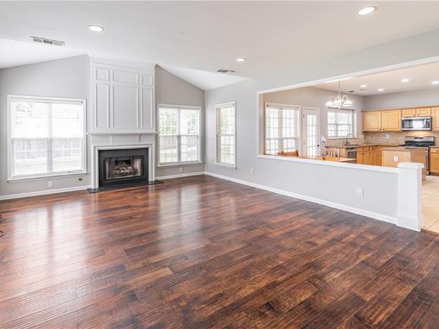 230 Albrighton Court