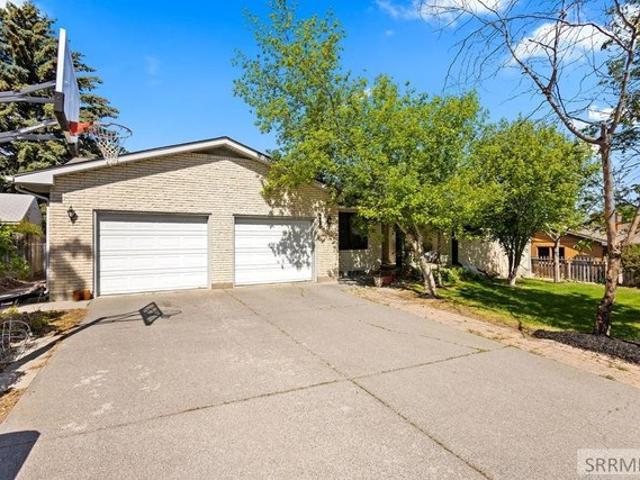 230 Apache Ave, Rexburg, ID 83440