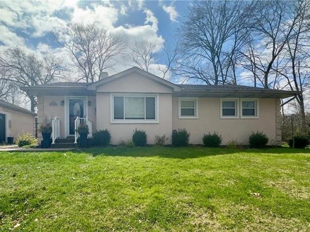 230 Bank St, Sewickley, PA 15143
