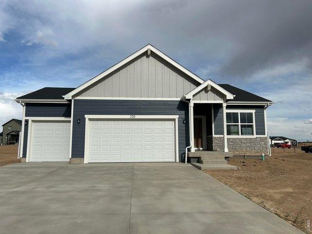 230 Buckboard Dr, Hudson, CO 80642