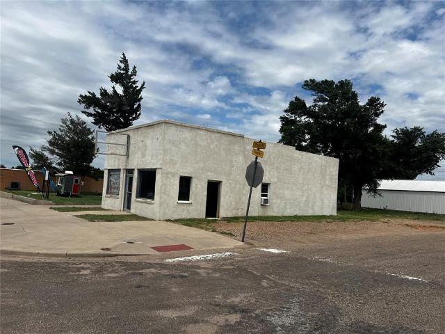 230 Douglas Avenue