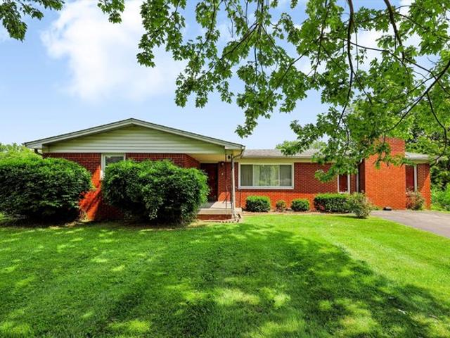 230 David Lind Dr, Indianapolis, IN 46217
