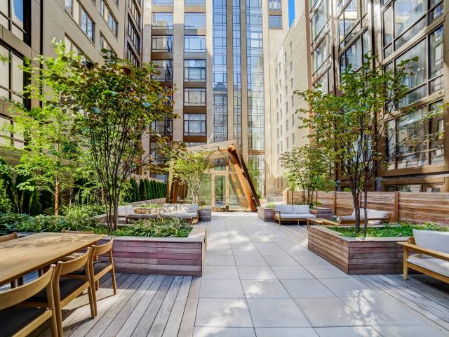 230 E 20TH Street 45