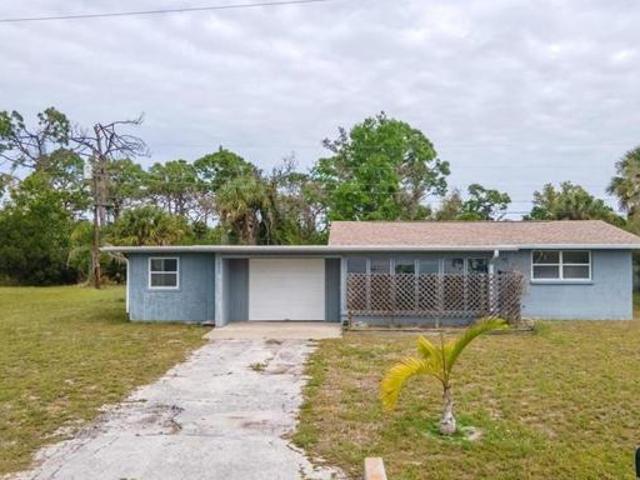 230 E Wentworth St, Englewood, FL 34223