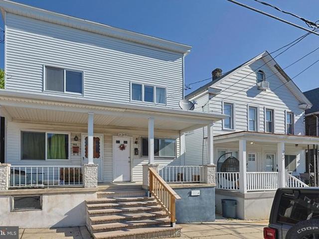 230 E Fell St, Summit Hill, PA 18250
