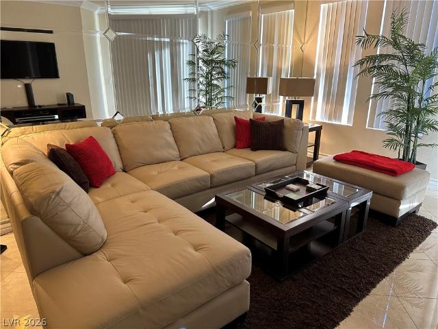 230 E Flamingo Road 223