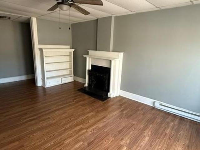 230 E Lincoln Highway # 2