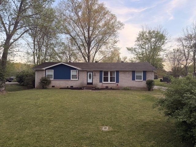 230 E Old Trenton Rd, Clarksville, TN 37043