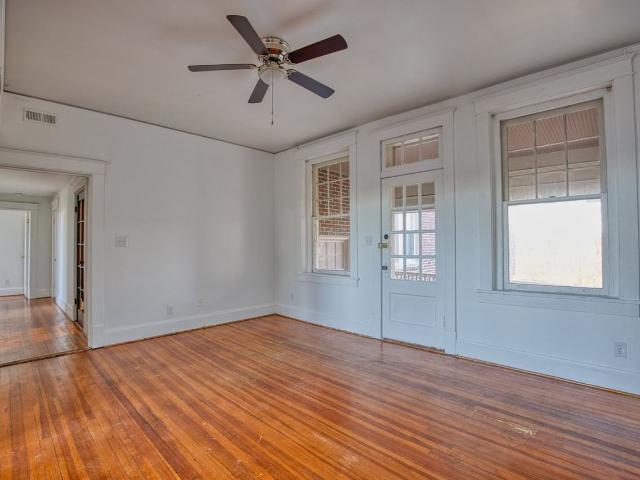 230 East 40th Street 2 Bedroom Apartment for Rent at 230 E 40th St, Norfolk, VA 23504 Colonial Place Riverview