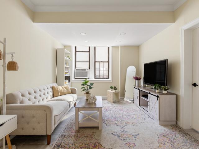 230 East 71st Street, New York, NY