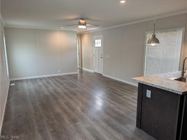 230 Edgecliff Circle W 47
