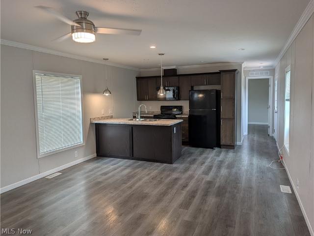 230 Edgecliff Circle W 47