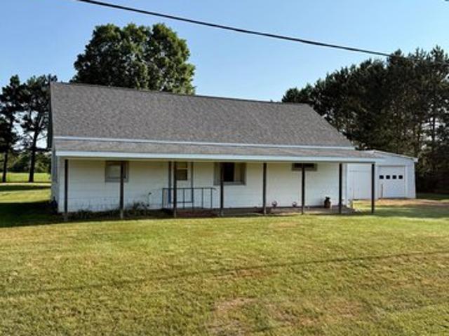 230 Forrest Ave E, Antigo, WI 54409