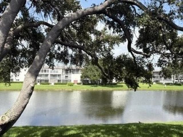 230 Fanshaw F, Boca Raton, FL 33434
