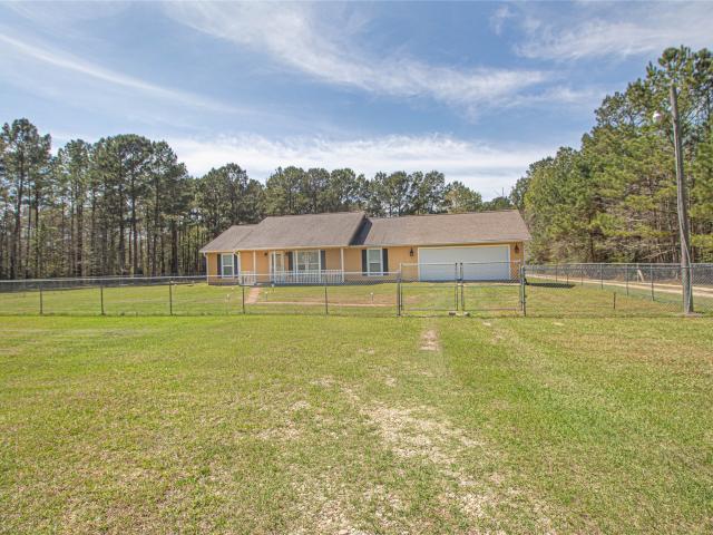 230 Knighton Ln, Livingston, TX 77351 | MLS #28319 | Compass