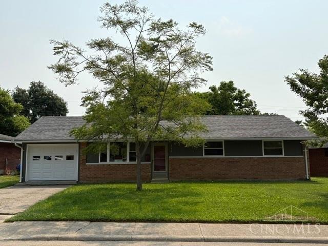 230 Kenyon Dr, Wilmington, OH 45177