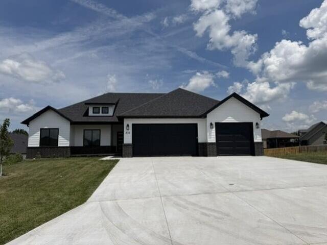 230 Hamilton St, Rogersville, MO 65742