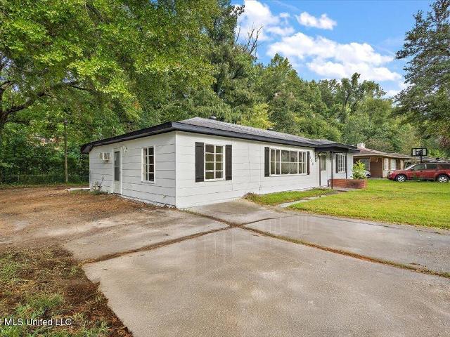230 Hillside Drive
