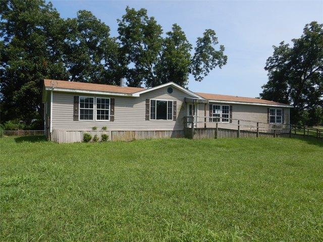 230 Longhorn Dr, Bossier City, LA 71112