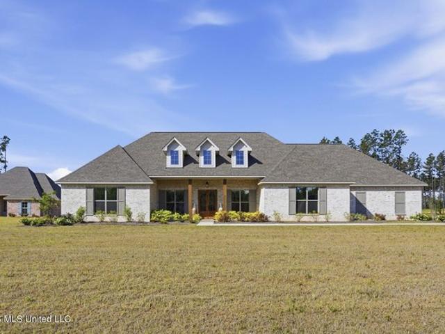 230 Lost Oak Ln, Brandon, MS 39047