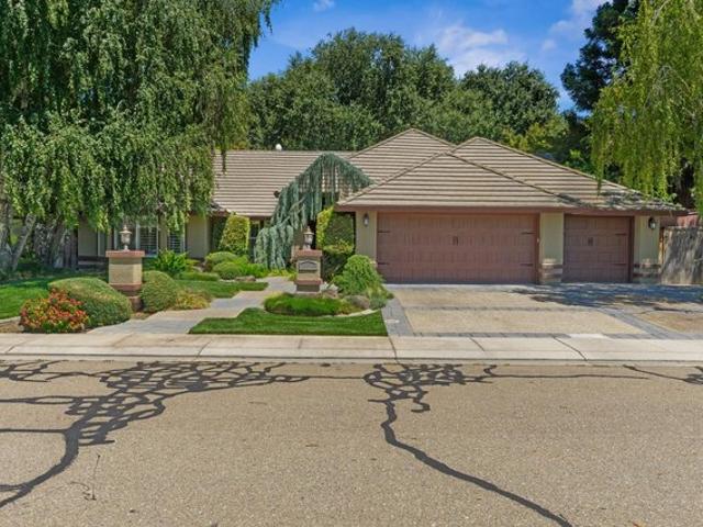 230 Laurelwood Ln, Ripon, CA 95366