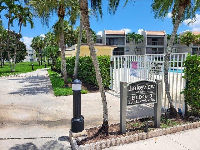 230 Lakeview Dr Apt 207, Weston, FL 33326