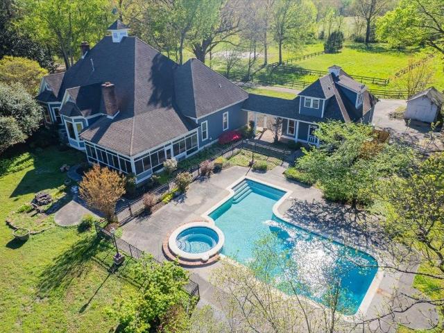 230 levy dr