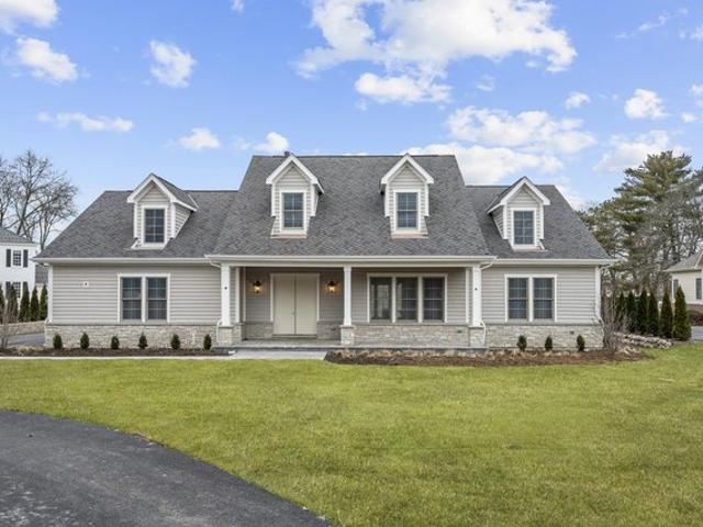 230 Majestic Oak Ct, Lake Forest, IL 60045
