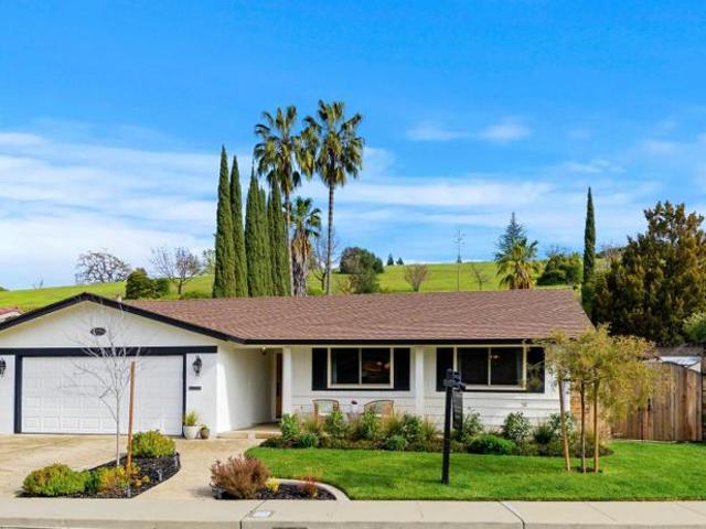 230 Mission Dr, Pleasanton, CA 94566