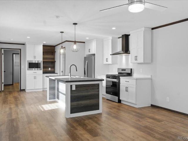 230 N 2nd