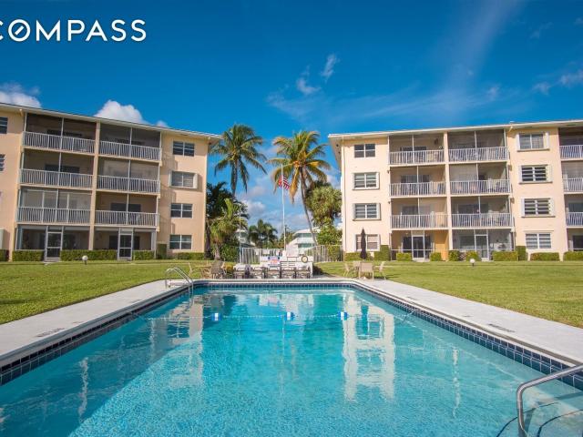 230 N Federal Hwy 205, Deerfield Beach, FL