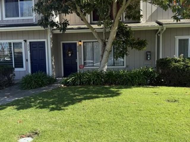 230 N R St, Lompoc, CA 93436