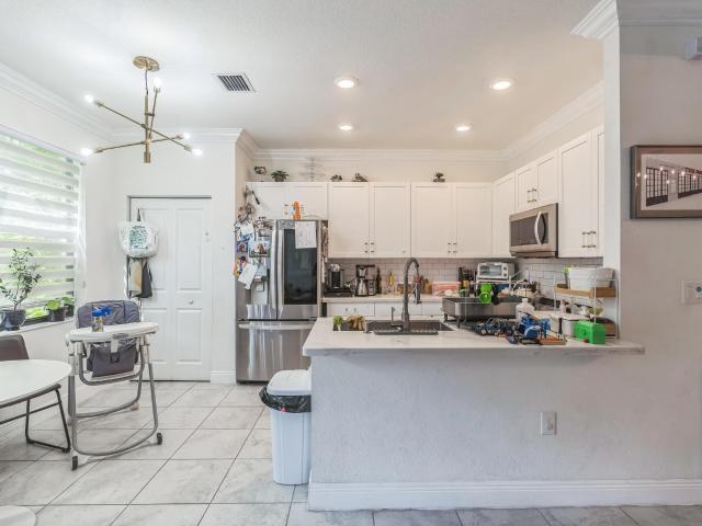 230 NE 208th Ter, Unit 230, North Miami Beach, FL 33179 | MLS #B26000