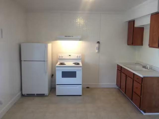 230 South Buchanan Street, Edwardsville, IL 230 South Buchana.