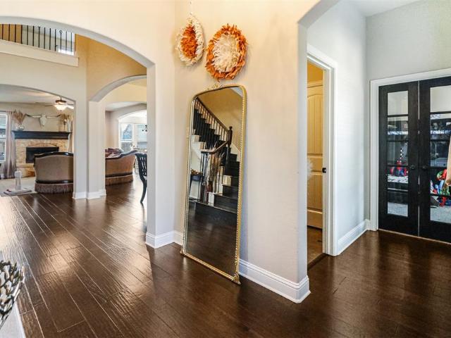 230 Sandy Way