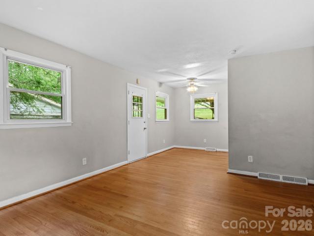 230 School Road E