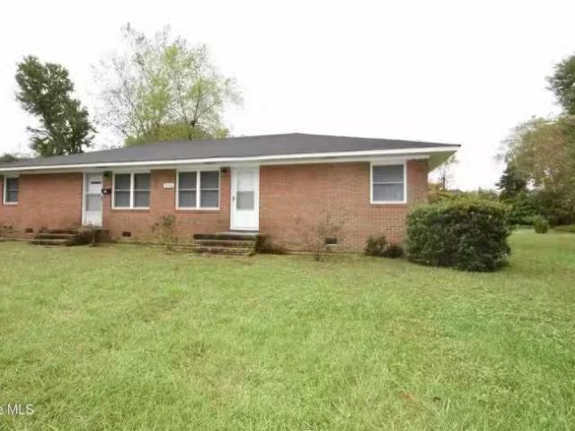 230 Second Street, B, Ayden, NC 28513