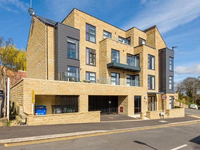 230 Springvale Road, Sheffield S10 2 bed apartment to rent £1,195 pcm £276 pw