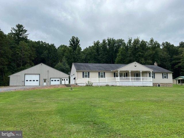 230 Summit Rd, McClure, PA 17841