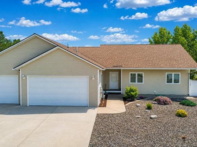 230 SW Sanna Ct, Pullman, WA 99163