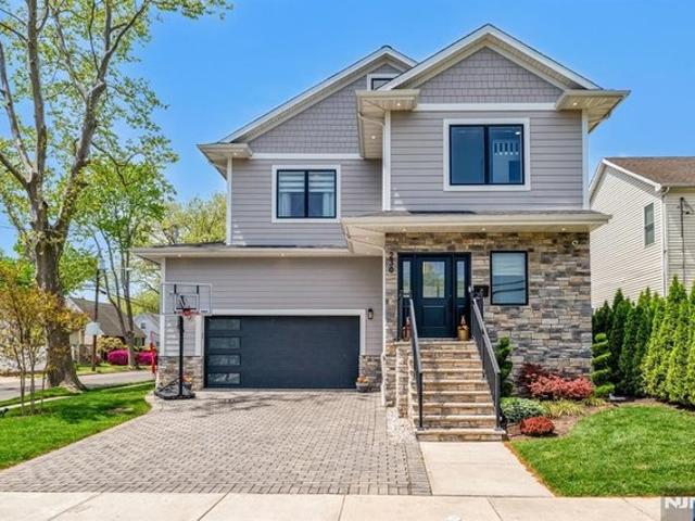 230 Park Ave, Teaneck, NJ 07666